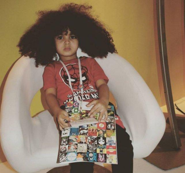 Instagram'ın kıvırcık fenomeni: Farouk James
