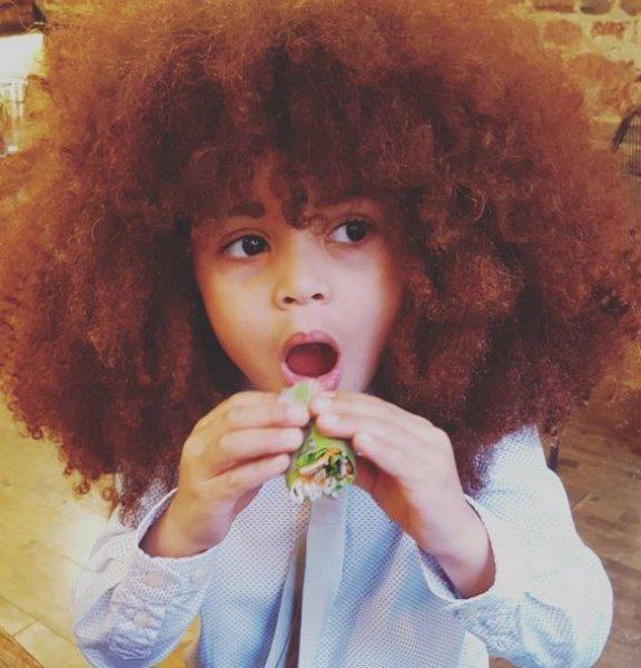 Instagram'ın kıvırcık fenomeni: Farouk James