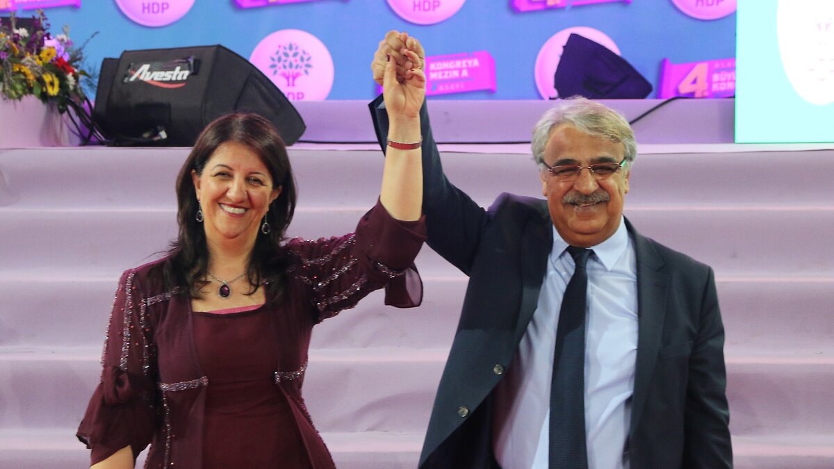 Pervin Buldan ve Mithat Sancar, Yeşil Sol Parti'ye geçti - Ensonhaber
