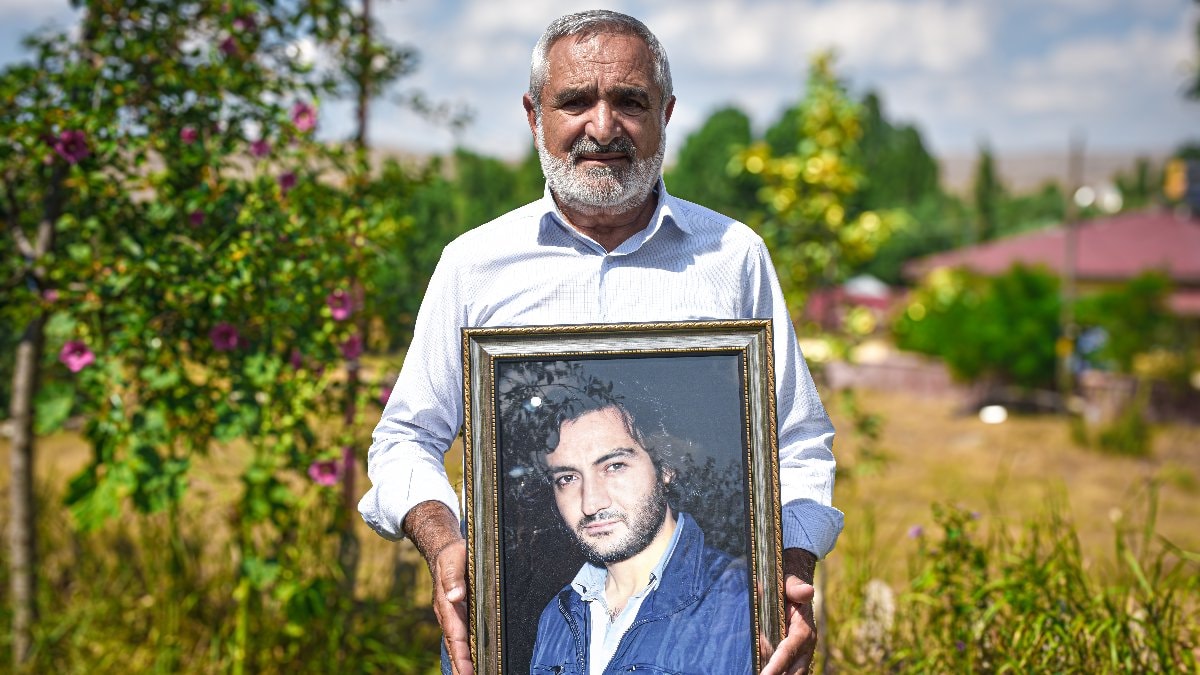 15 Temmuz şehidi Halil Kantarcı'nın babası: 1 Halil kaybettim, 100 bin ...