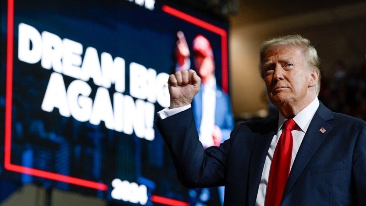 Trump, Beyaz Saray iletişim direktörü olarak Steven Cheung'u atadı ...