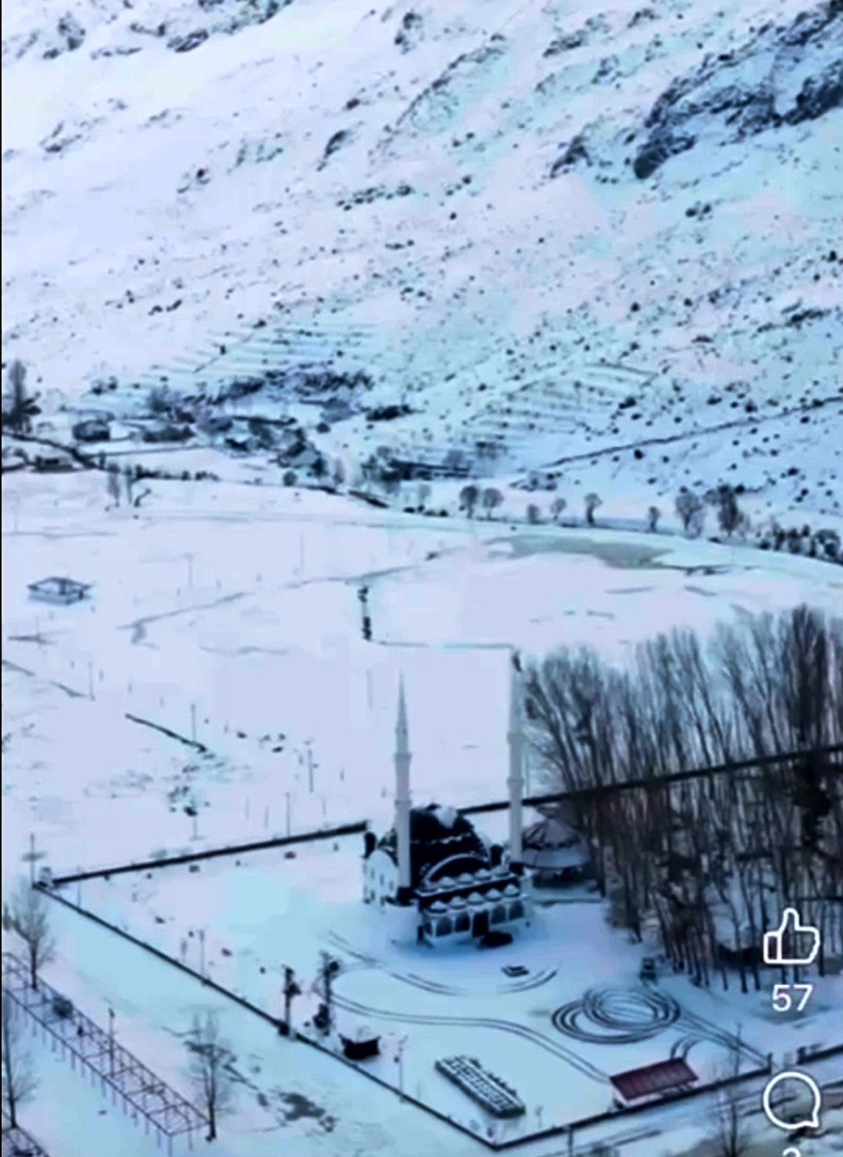 Antalya'da cami avlusunda drift yapan sürücüye 58 bin lira ceza - Son ...