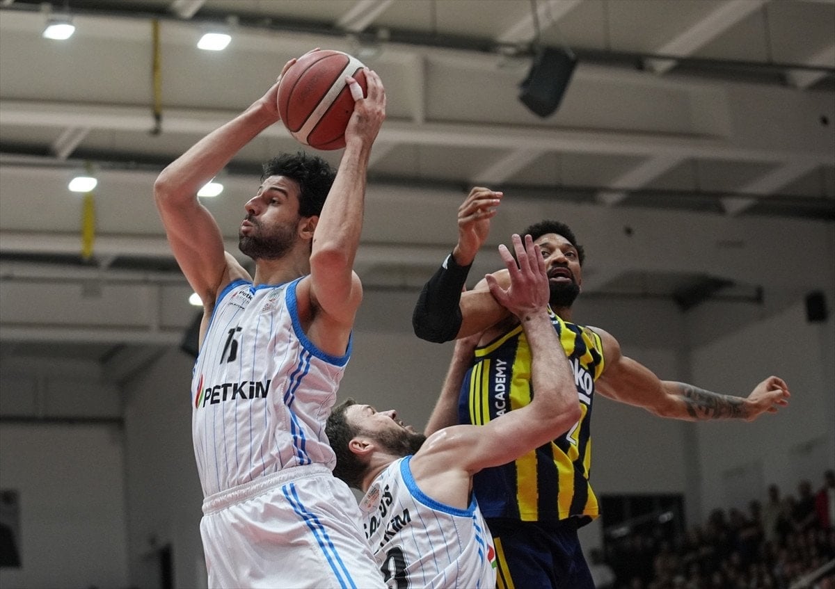 Fenerbahçe, Aliağa Petkimspor'a şans tanımadı - Ensonhaber