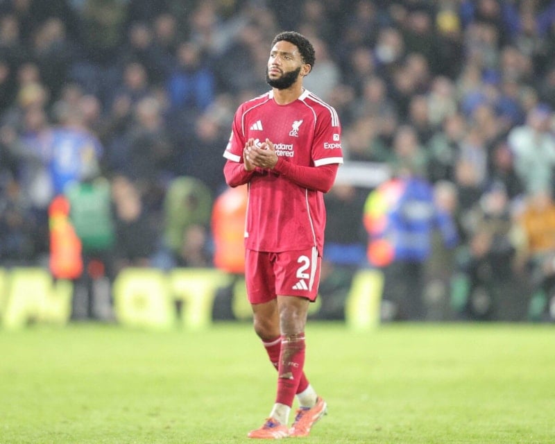Beşiktaş, Joe Gomez'in peşinde - Ensonhaber