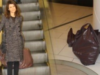 Beren Saat poşetlerle görüntülenince utandı - Ensonhaber