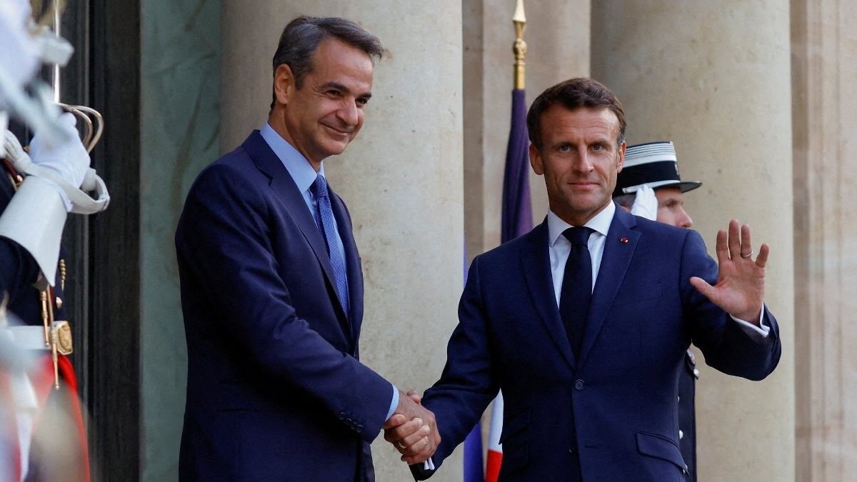 Emmanuel Macron, Kiryakos Miçotakis'le Fransa'da görüştü - Ensonhaber