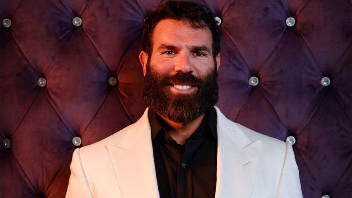 Sivaslı kangal çobanı Dan Bilzerian’a benzetiliyor - Ensonhaber