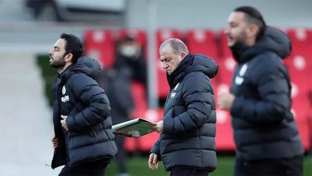 Selçuk İnan, Kasımpaşa ile görüşüyor - Ensonhaber