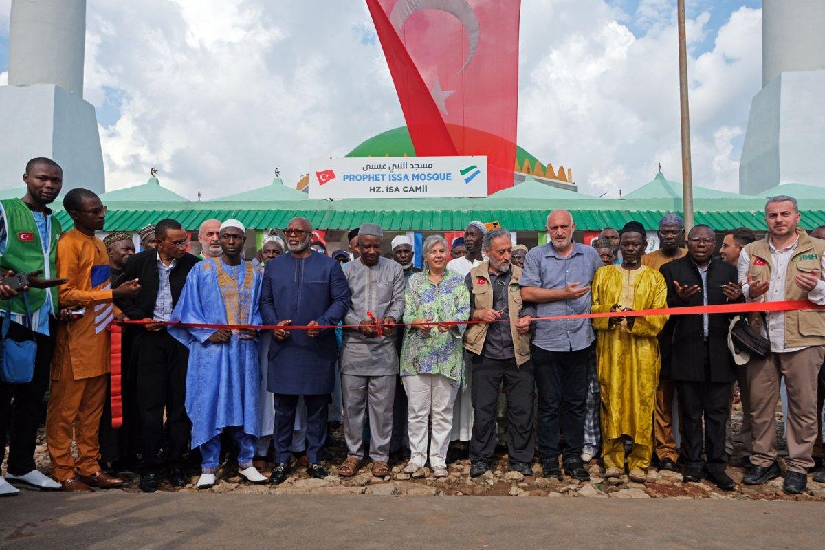 İHH'dan Batı Afrika ülkesi Sierra Leone'ye 4 yeni eser - Ensonhaber