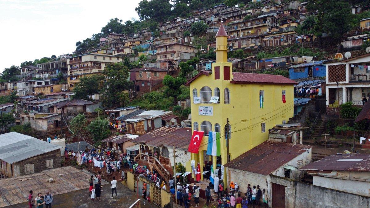 İHH'dan Batı Afrika ülkesi Sierra Leone'ye 4 yeni eser - Ensonhaber
