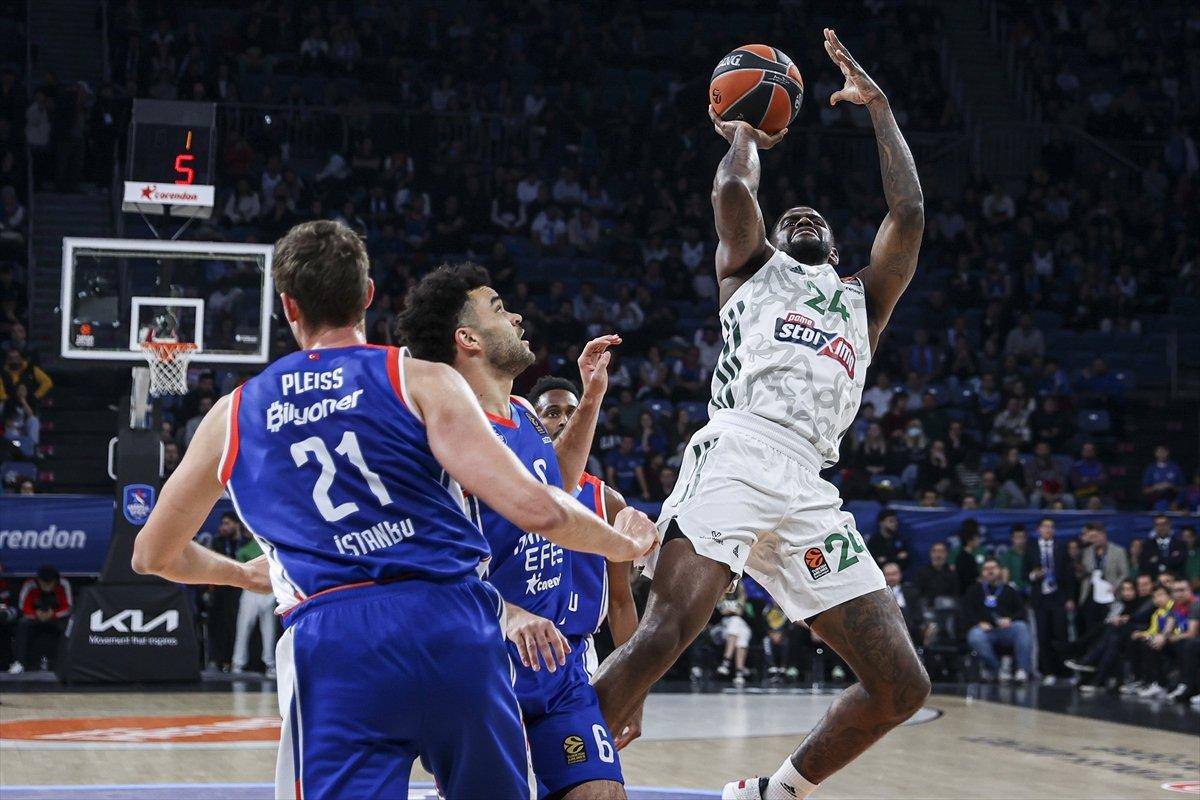 Anadolu Efes, Panathinaikos'u mağlup etti - Ensonhaber
